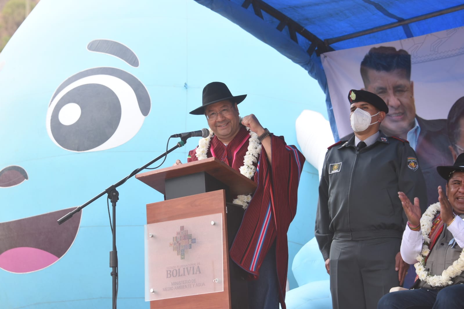 Presidente Luis Arce Catacora, inaugura la construcción de la aducción ...