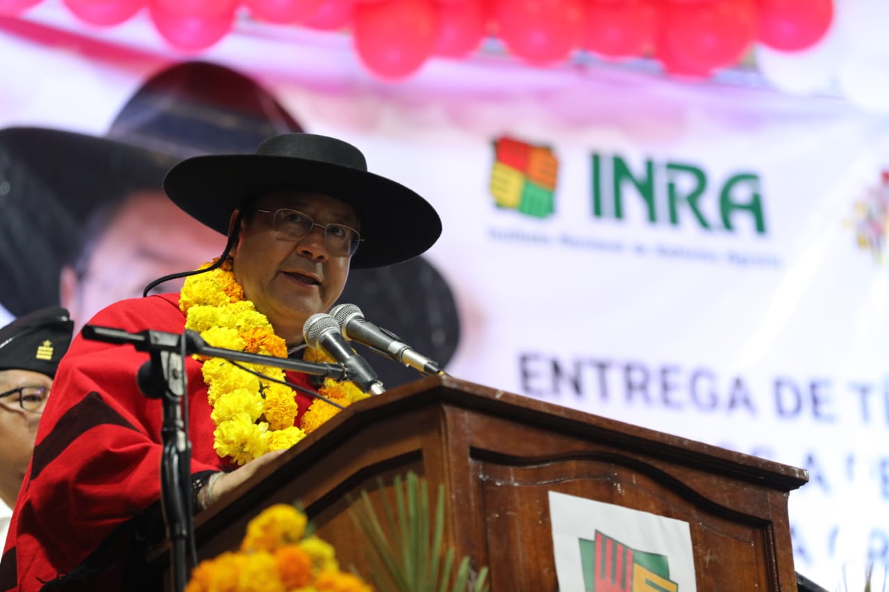 ABI - El Presidente del Estado Luis Arce entregó títulos del INRA en Tarija